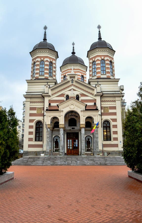Romanian Building stock image. Image of buildings, dslr - 51691545