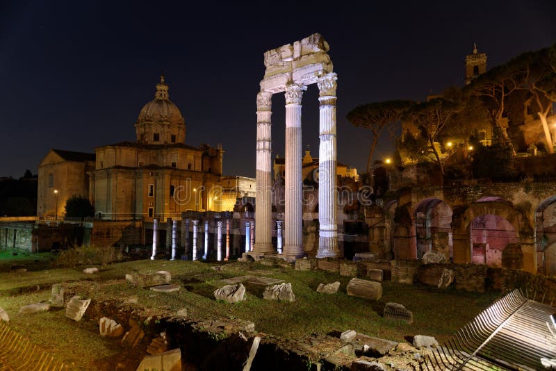 Romano Di Notte - Roma De Foro Foto de archivo - Imagen de noche ...