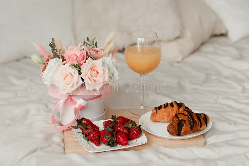Romantic Breakfast in Bed and Flowers in a Round Box. Decorative ...