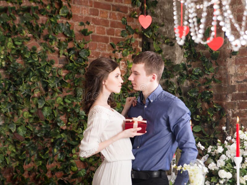Romantic Couple with Red Gift Present Box. Romance Relationship Stock ...