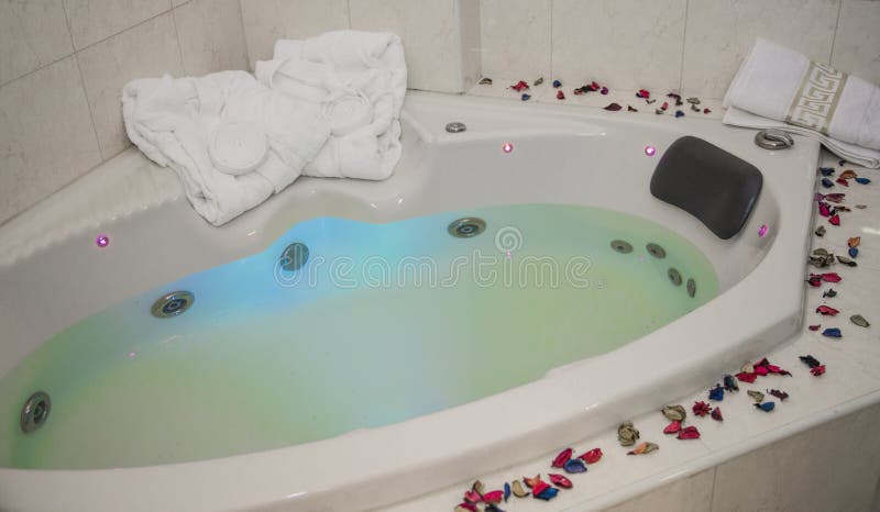 Romantic jacuzzi stock image. Image of jacuzzi, intimate - 46396415