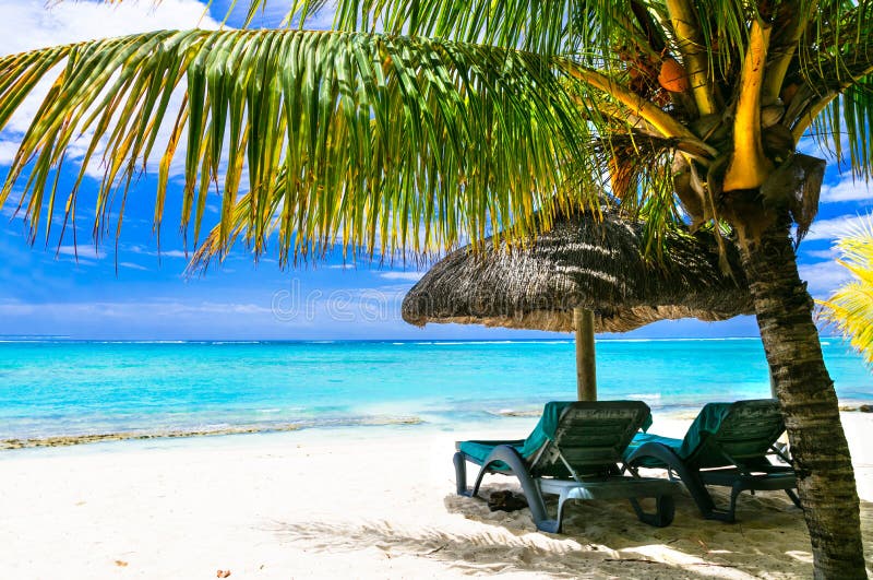 Romantische Ontspannende Vakantie in Tropisch Eiland Stock Foto - Image ...