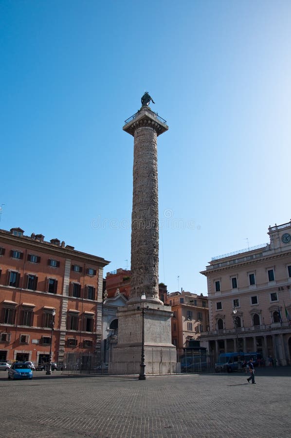 ROME-AUGUST 7: Piazza Colonna on August 7,2013 in Rome Italy. Editorial ...
