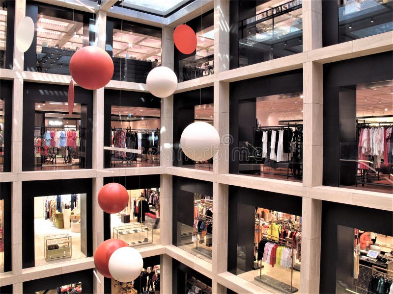 Rome, Department Store Rinascente Editorial Stock Image - Image of ...