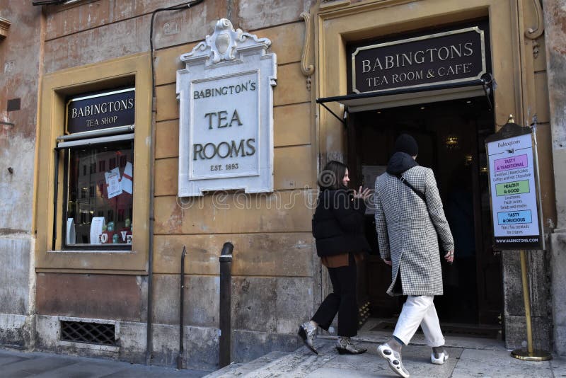 Babingtons Tea Room. Waitress. Spanish Steps, Rome. Italy. Editorial ...
