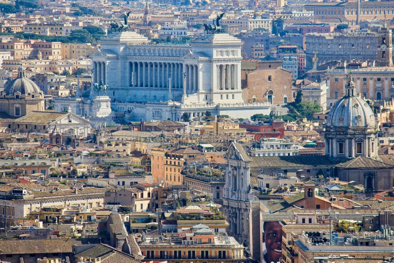 Rome, Italië, Capitol in Het Centrum - Panorama Redactionele Stock ...