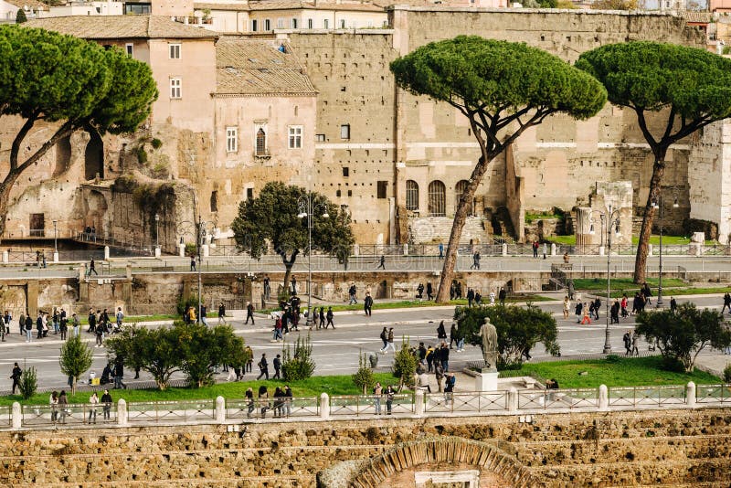 Rome, Italy - 09.12 editorial image. Image of arch, city - 376578610