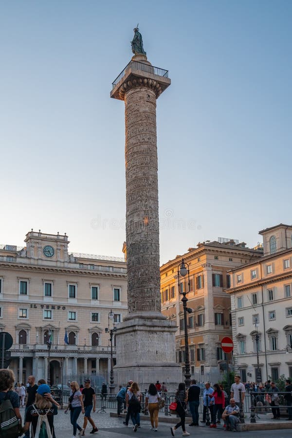 Rome, Italy - 27.10.2019: Marcus Aurelius Column Piazza Colonna Rome ...