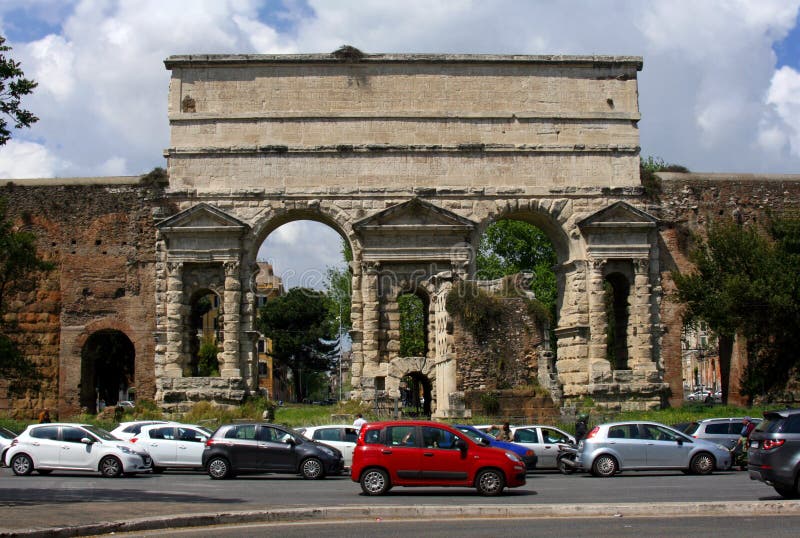 Rome is a large gate stock image. Image of arch, baker - 91416739