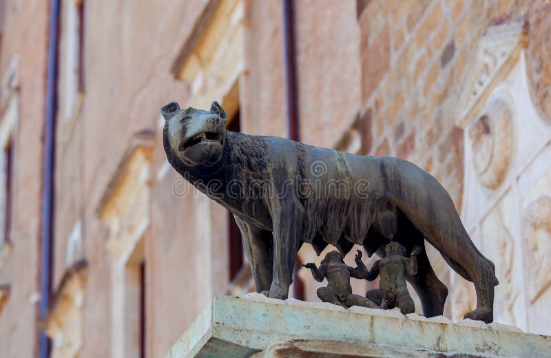 Rome Loup de capitol image stock. Image du symbole, sculpture - 94029977