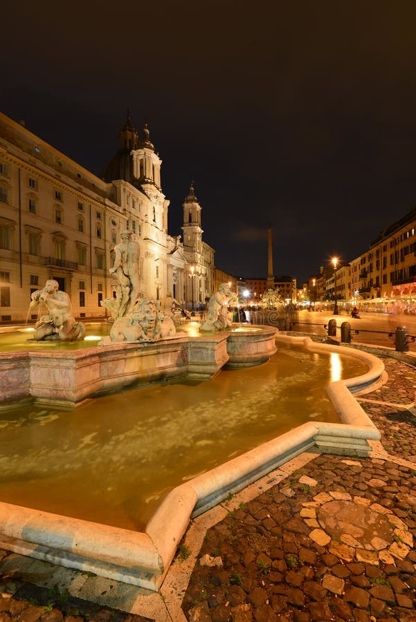 Rome, Piazza Navona editorial photo. Image of italian - 43910051