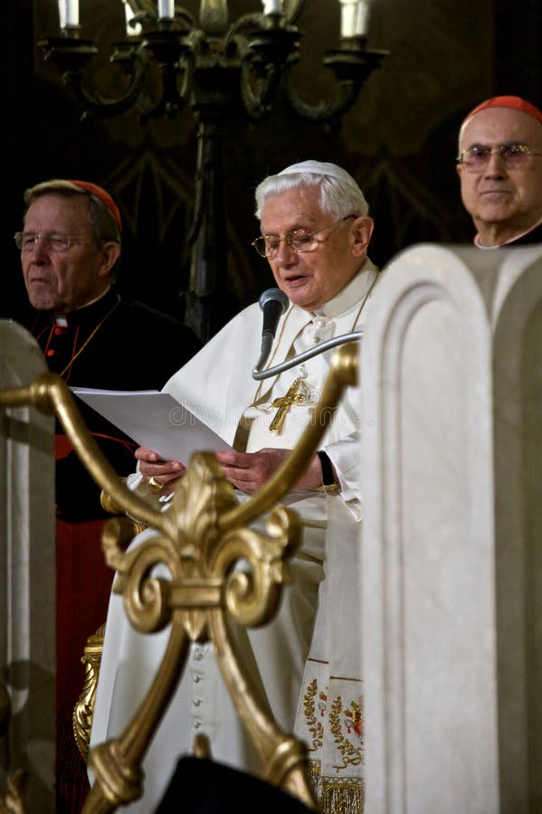 Rome/ Pope Benedictus XVI Visit Synagogue of Rome Editorial Stock Photo ...
