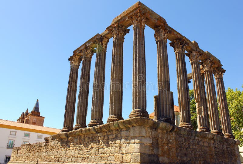 Romersk Tempel, Evora, Portugal Arkivfoto - Bild av antoine, flygplats ...