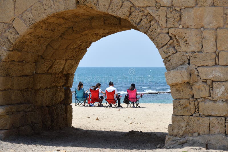 Romerska Akvedukter Caesarea Maritima Israel Redaktionell Arkivbild ...