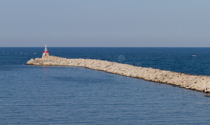 Rompeolas foto de archivo. Imagen de horizonte, hermoso - 22067208