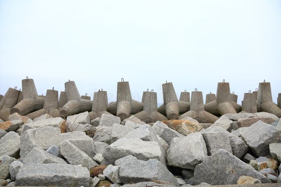 Rompeolas foto de archivo. Imagen de azul, barricada - 24051316