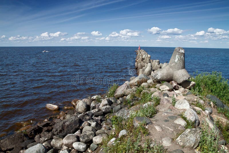 Rompeolas foto de archivo. Imagen de agua, motora, litoral - 57774506