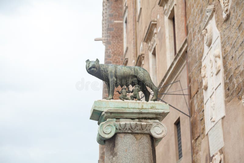 Romulus and Remus Sculpture Stock Image - Image of romulus, europian ...