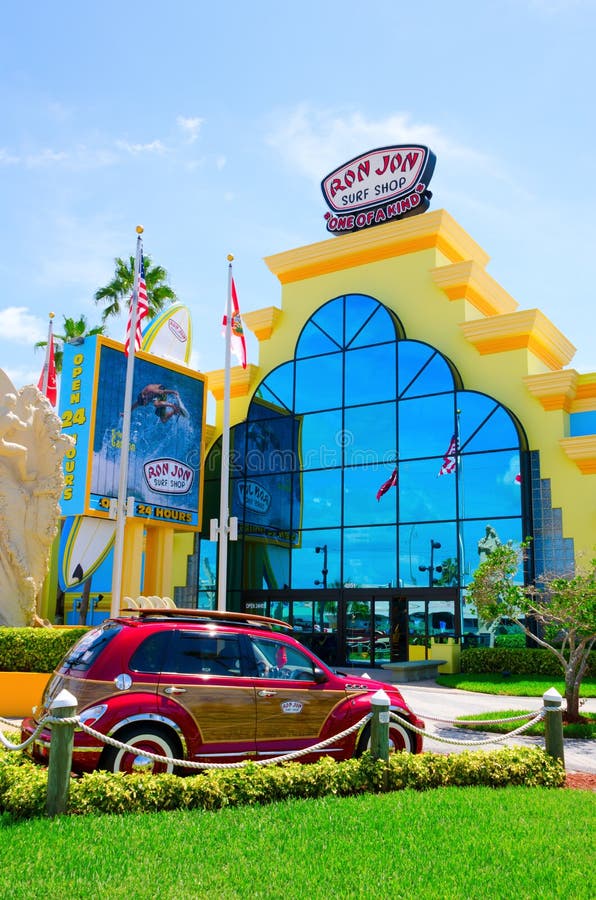 Ron Jon Surf Shop foto de archivo editorial. Imagen de editorial ...