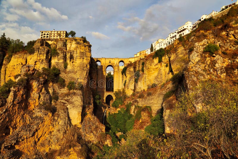 Ronda, Puente Nuevo Arch Puente Nuevo Bridge Foto de archivo - Imagen ...
