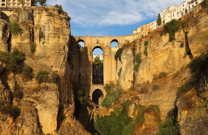 Ronda, Puente Nuevo Bridge Arch Imagem de Stock - Imagem de turista ...