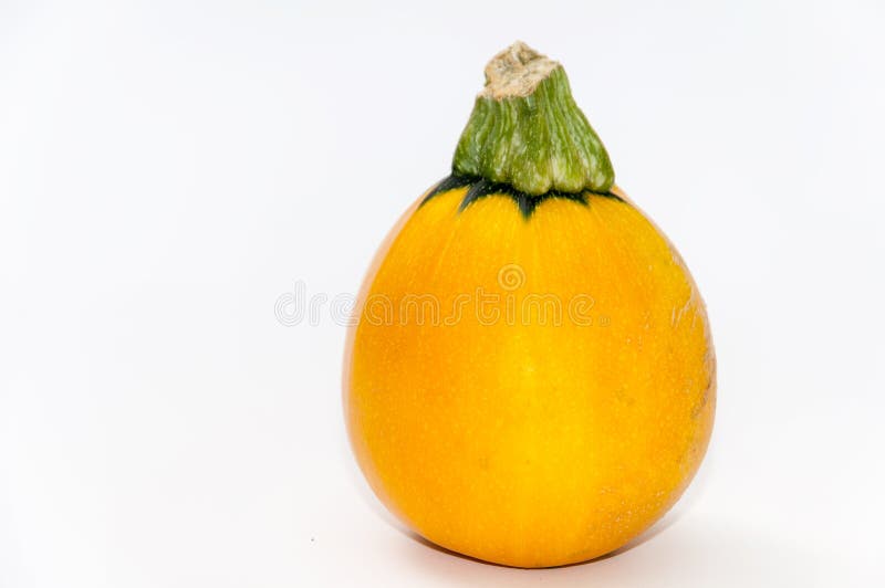 Ronde Gele Courgette Over Wit Stock Afbeelding - Image of voedsel ...