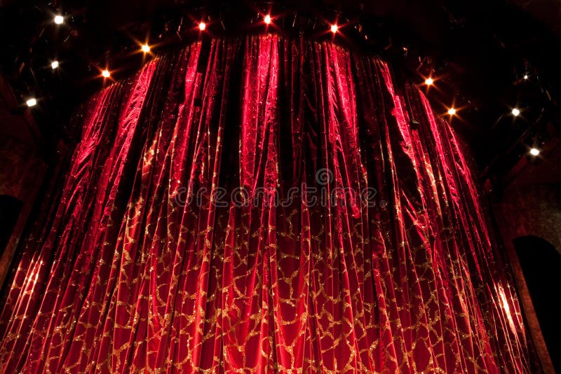 Rood Gordijn stock afbeelding. Image of stadium, doek - 14187553