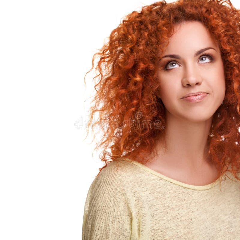 Rood Haar. Mooie Vrouw Met Krullend Lang Haar. Stock Afbeelding - Image ...