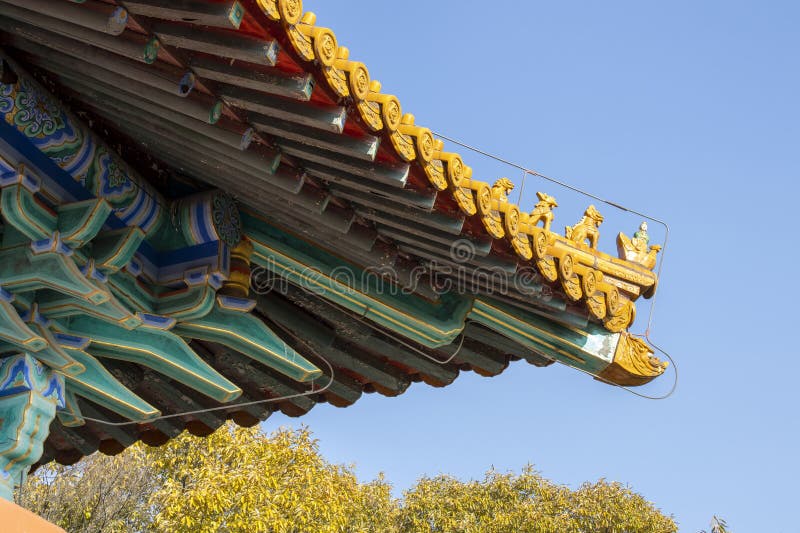 Roof Structure of Chinese Traditional Building Stock Image - Image of ...