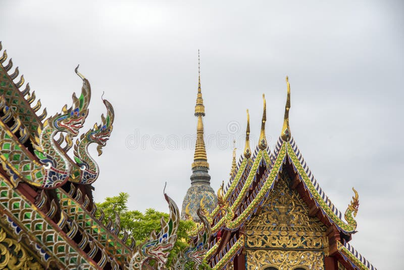 Rooftops and Chedi Spire, Wat Pan Ping, Chiang Mai, Thailand Stock ...