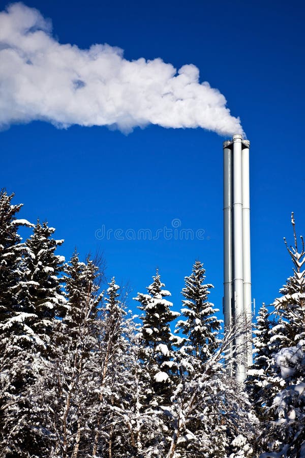 Rook stock foto. Image of stapel, lucht, productie, industrie - 16252602