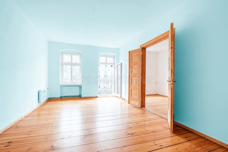Empty Flat New Renovated with Colored Walls - Apartment Renovation ...