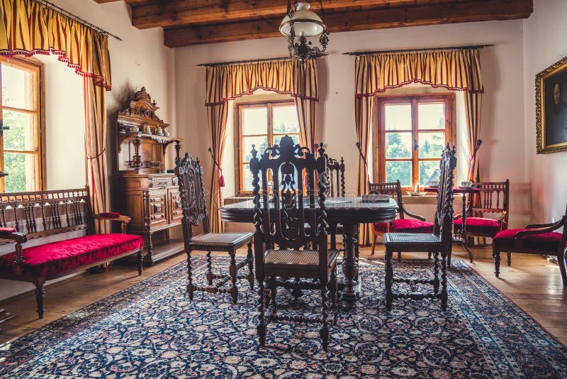 Room in Manor House editorial photography. Image of rustic - 106928087