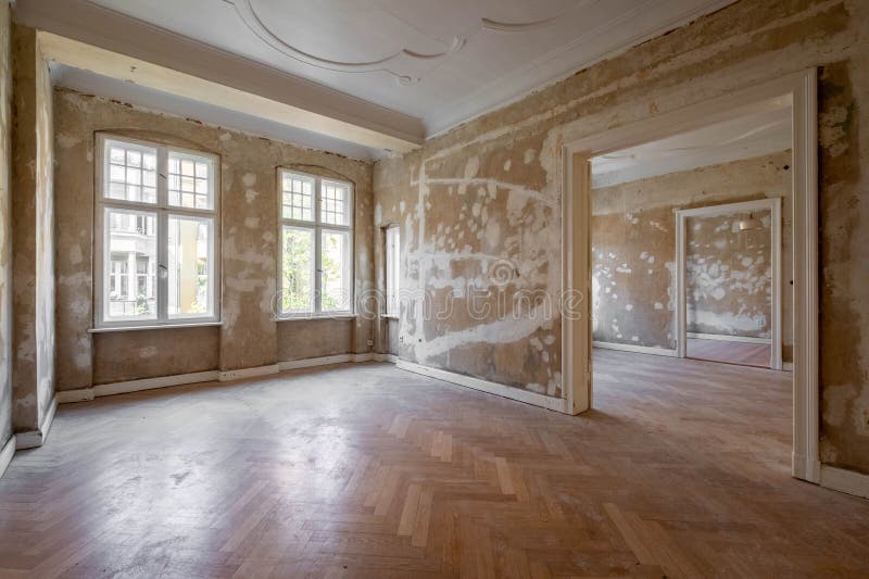 Room before Renovation, Empty Flat Interior in Old Building Stock Photo ...