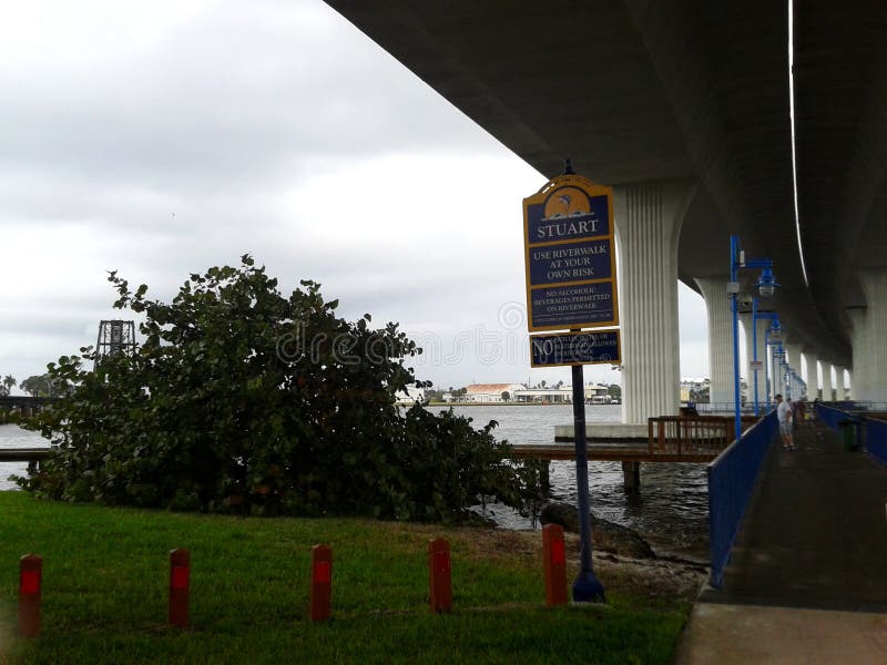 Roosevelt Bridge in Stuart, Florida Editorial Stock Image - Image of ...