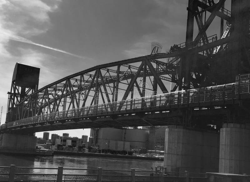 Roosevelt Island bridge stock image. Image of pedestrians - 75554249