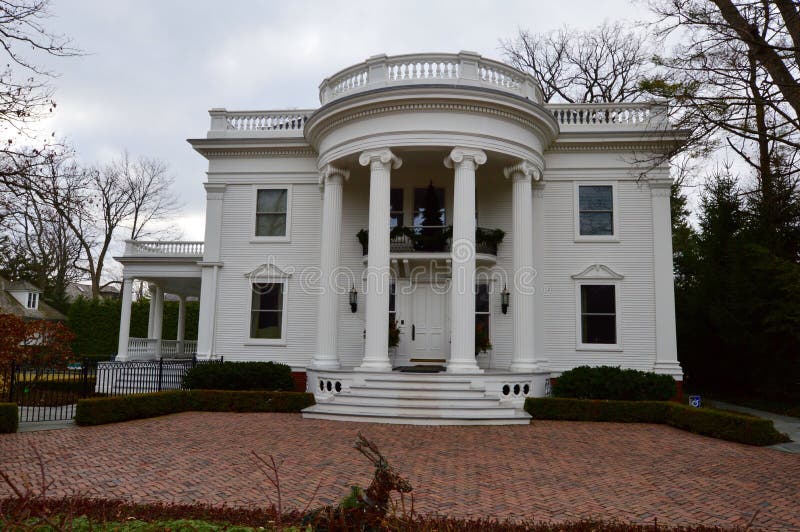Root-Badger House editorial stock image. Image of burnham - 47672904