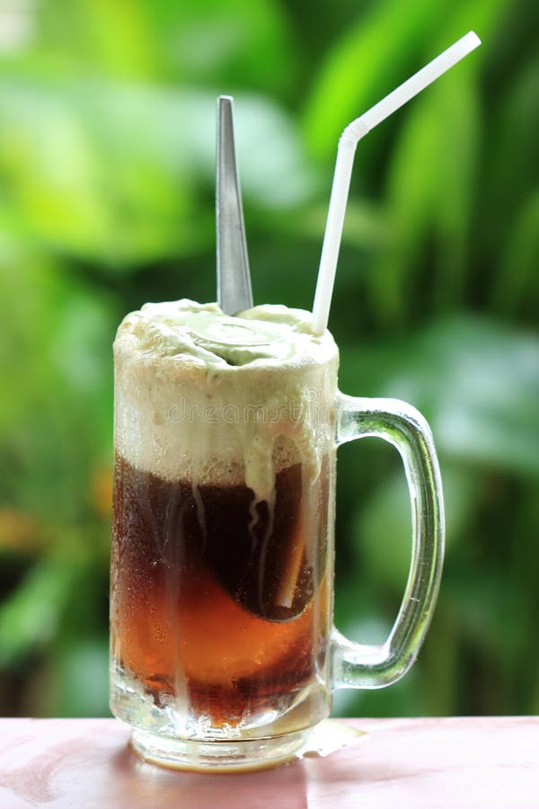 Root beer float stock image. Image of float, rootbeer - 40652525