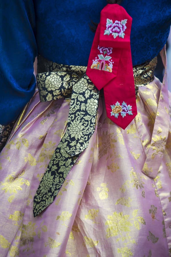 Ropa Tradicional Coreana De Hanbok Imagen de archivo editorial - Imagen ...