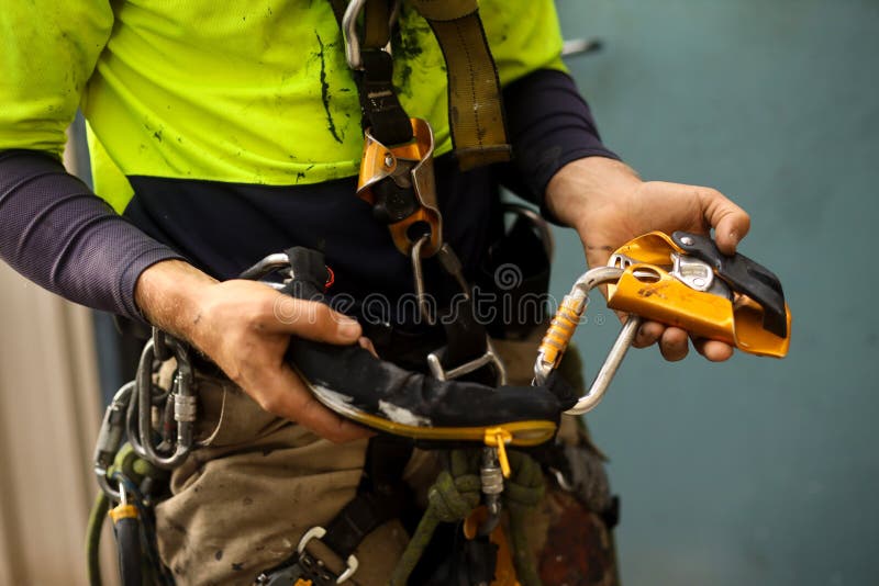 Rope Access Inspector Inspecting Self Controlled Stop a Fall Descent ...