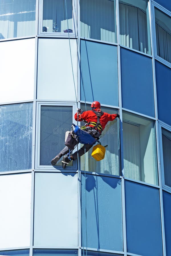 128 Rope Access Window Cleaning Stock Photos - Free & Royalty-Free ...