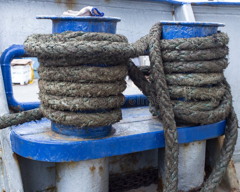 Rope Tied To Ship Bit Stock Photos - Free & Royalty-Free Stock Photos ...