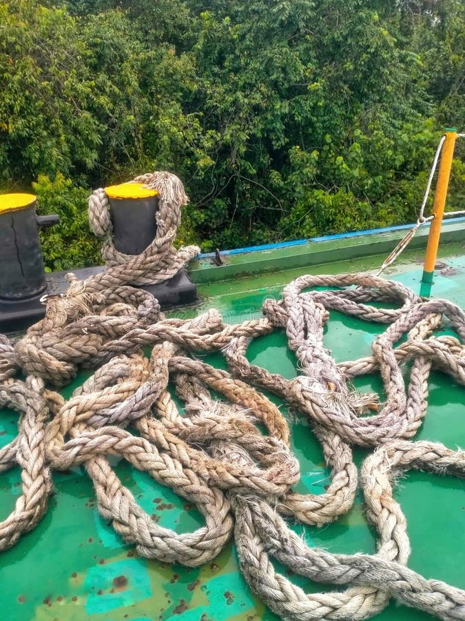 Rope Tied To a Ship& X27;s Bollard Stock Photo - Image of marina ...