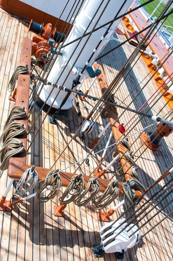 Ropes on a sailboat stock image. Image of marina, deck - 32721255