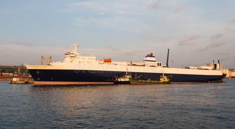 657 Cargo Roro Ship Terminal Stock Photos - Free & Royalty-Free Stock ...