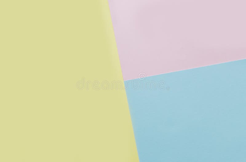 Rosa, amarillo y azul imagen de archivo. Imagen de verano - 99768879