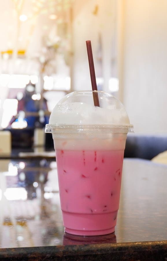 Rosa de la leche foto de archivo. Imagen de fruta, aislado - 102596310