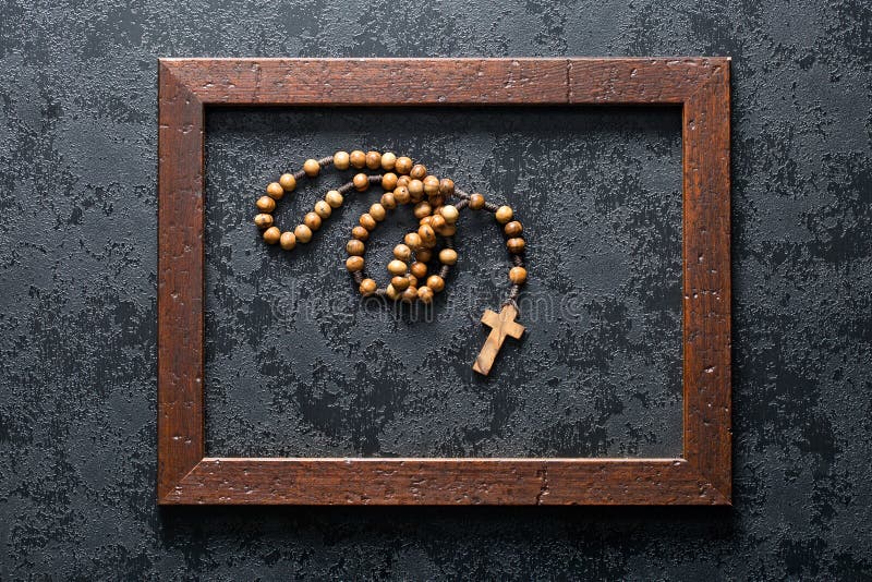 Rosary Beads In Wooden Frame Stock Photo - Image of antique, crucifix ...