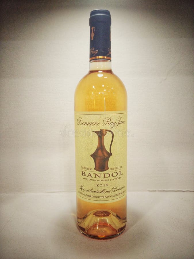 Rose Bandol editorial photography. Image of wine, minimalistic - 132735487