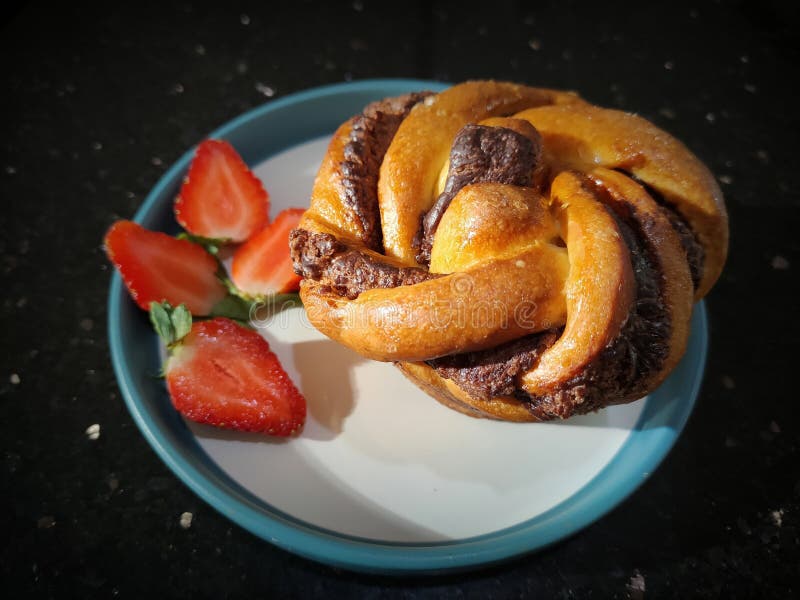 Rose shape babka bread stock image. Image of pastry - 316032055
